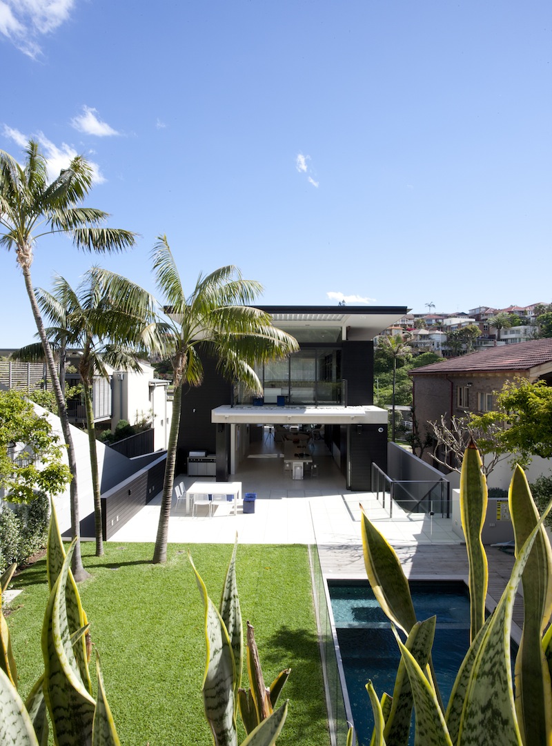 Sydney House - PopovBass